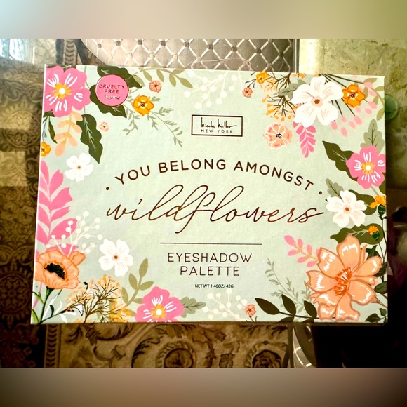 Nicole Miller | Makeup | Nicole Miller Wildflowers Eyeshadow Palette ...